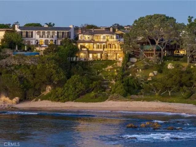 Single Family Residence Corona del Mar, CA 177 Shorecliff Rd
