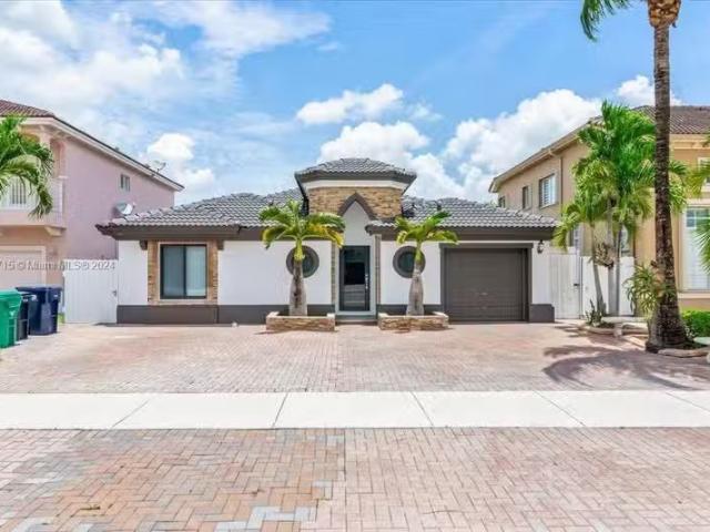 Single Family Residence, Cluster Home Miami, FL 1649 Sw 154.