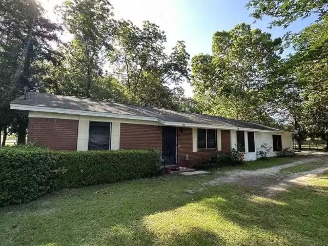Single Family Residence Crestview, FL 5745 Highway 85 N