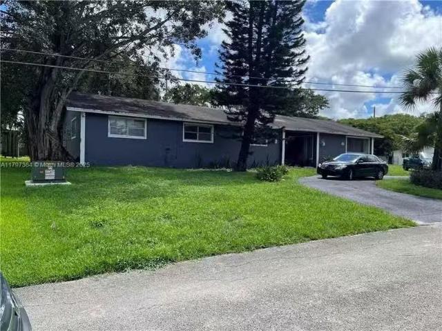 Single Family Residence Dania Beach, FL 4434 Sw 59th Ct #1