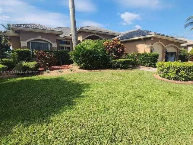 Single Family Residence Davie, FL 15088 Sw 34th St