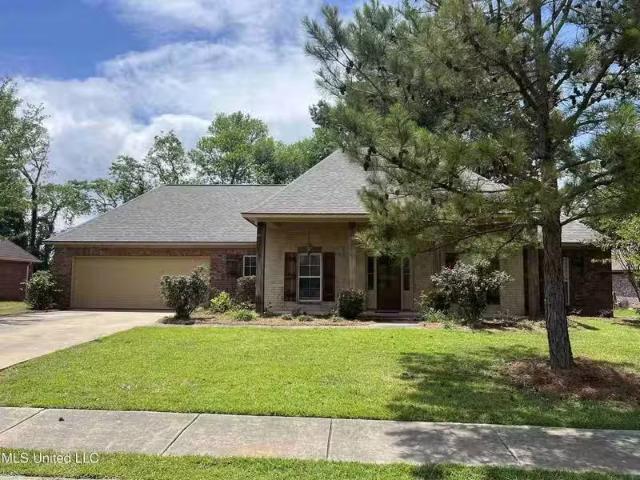 Single Family Residence, French Acadian Madison, MS 449 Ash.