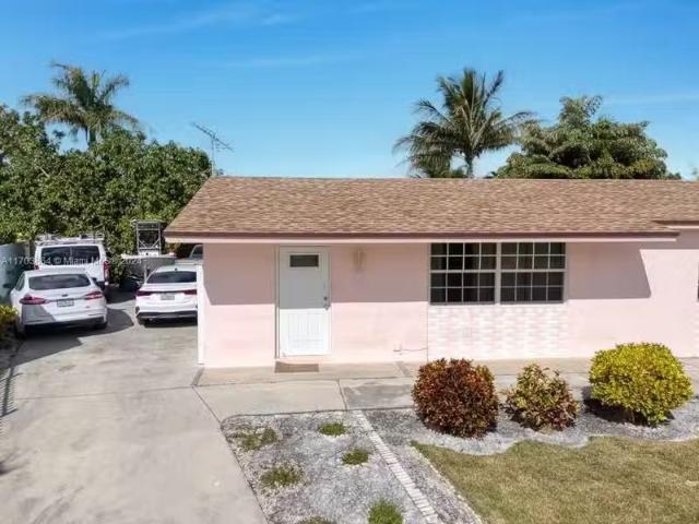 Single Family Residence Homestead, FL 26750 Sw 125th Ave #0