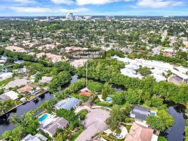 Single Family Residence Hollywood, FL 1178 Garfield St #0