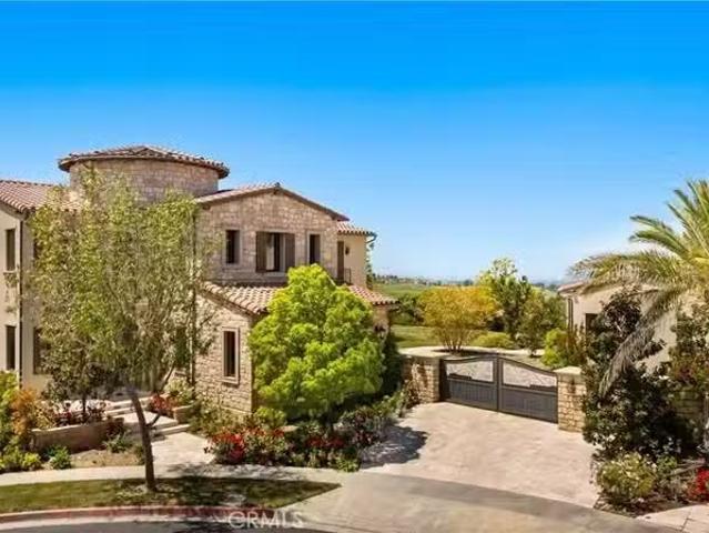 Single Family Residence Irvine, CA 101 Pinnacle Trl