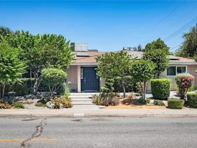 Single Family Residence Loma Linda, CA 25050 Lawton Ave
