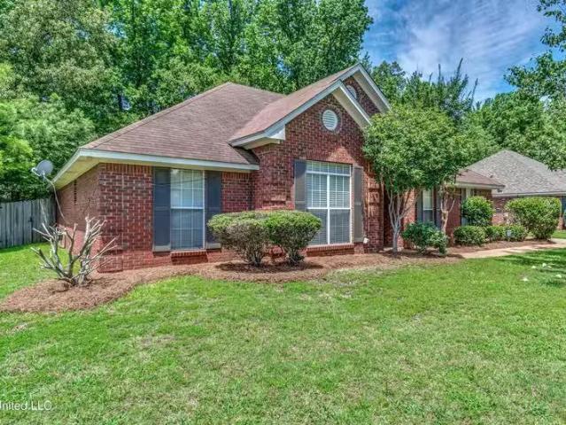 Single Family Residence Madison, MS 124 Raintree Rd