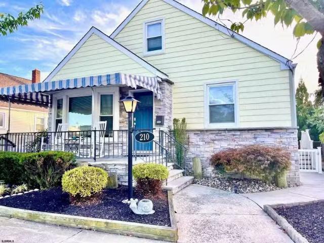 Single Family Residence Margate, NJ 210 N Jerome Ave