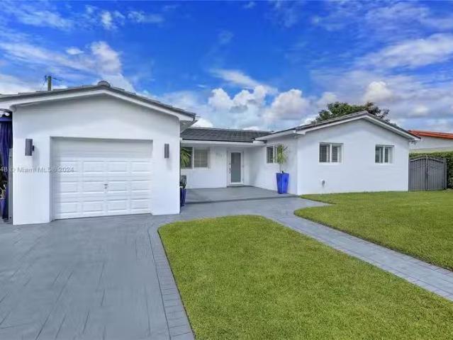 Single Family Residence Miami, FL 9611 Sw 59th Ter