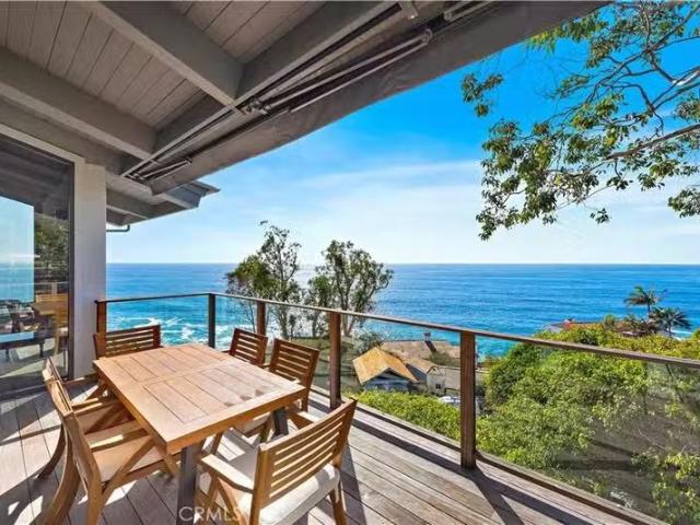 Single Family Residence, Mid Century Modern Laguna Beach, CA.