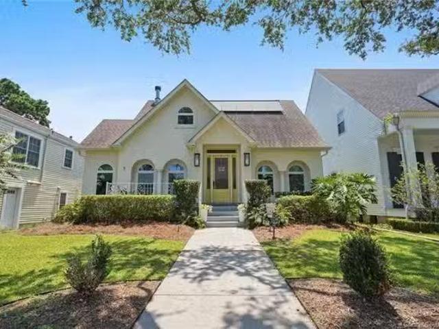 Single Family Residence New Orleans, LA 5871 General Diaz St