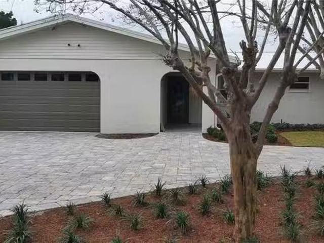 Single Family Residence NEW SMYRNA BEACH, FL 238 Quay Assisi