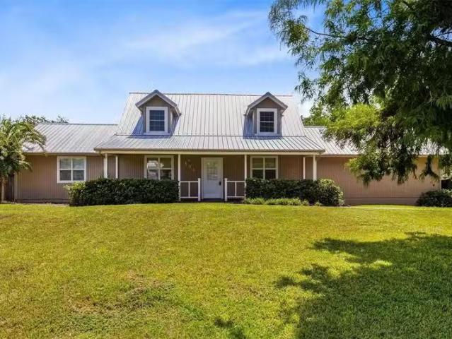 Single Family Residence OVIEDO, FL 402 Domer St