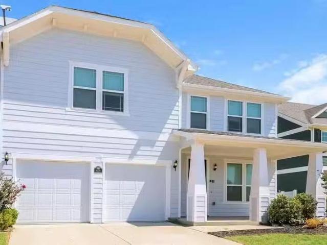Single Family Residence Providence Village, TX 9225 Benevol.