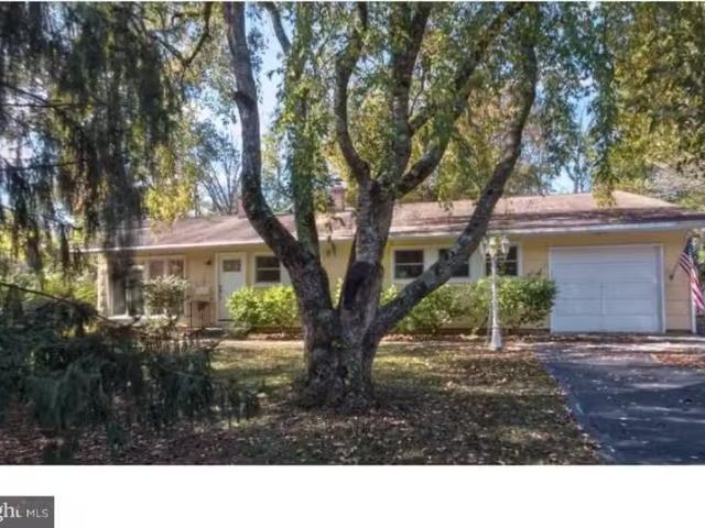 Single Family Residence PRINCETON, NJ 384 Walnut Ln
