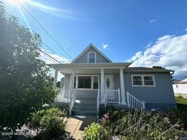 Single Family Residence, Ranch Union Beach, NJ 713 Florence.