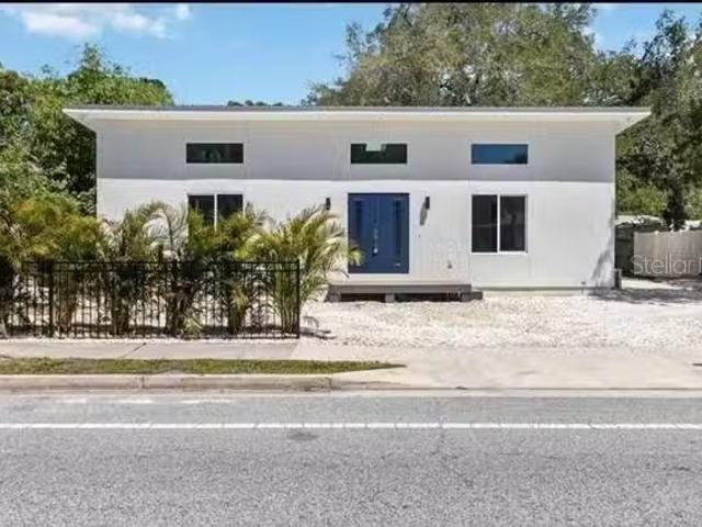 Single Family Residence SARASOTA, FL 1143 Myrtle St