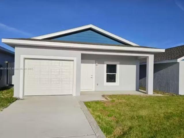 Single Family Residence Sebring, FL 1494 Las Villas Blvd