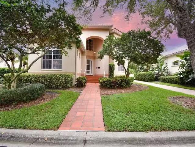 Single Family Residence ST PETERSBURG, FL 4960 Sandpiper Ln S