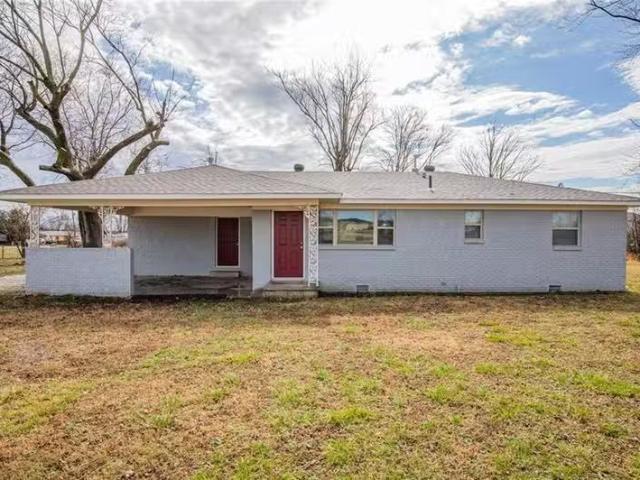 Single Family Springdale, AR 2275 E Emma Ave