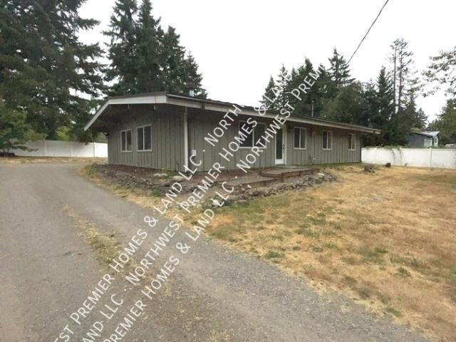 3 bed Erlands Point Rambler | Fenced Yard | CK Schools