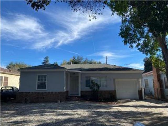Single Story 2 Bedroom Home