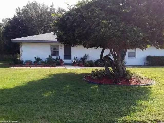 Single Story, Apartment Sebring, FL 3277 Country Hill Rd