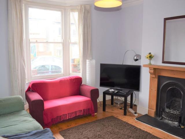 Single Room Walk to Southmead Hospital