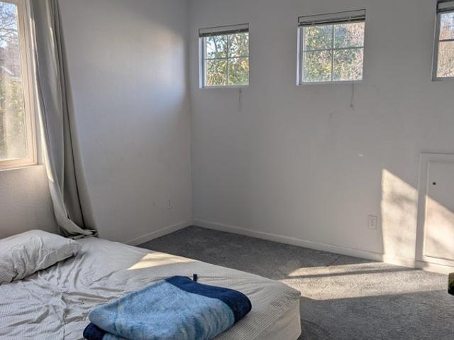 Single Room for Rent in a Shared Home