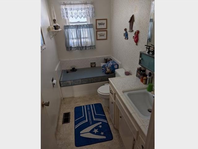 Single Room in 4 bed house in Turlock
