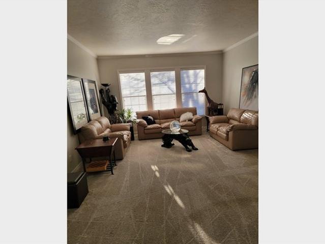 Single Room in 3 bed 3 BATH house in Meridian