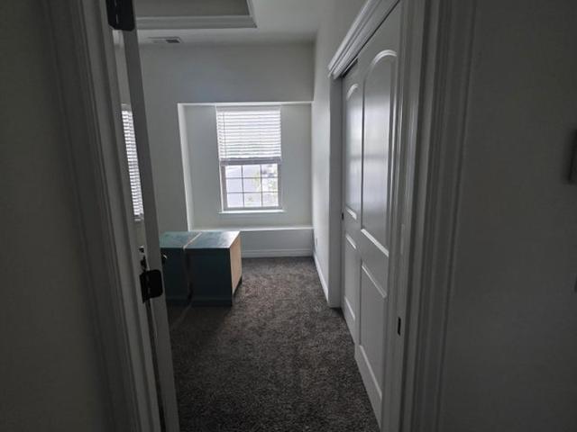 Single Room in 3 bed house in Twin Falls