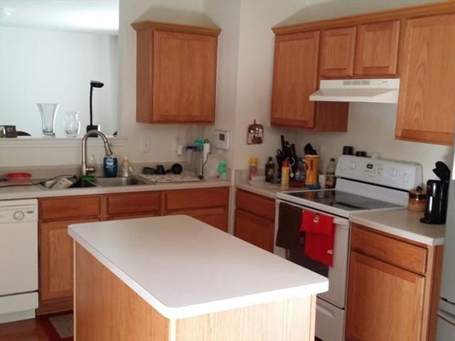 Single Room in 3 bed house in Converse