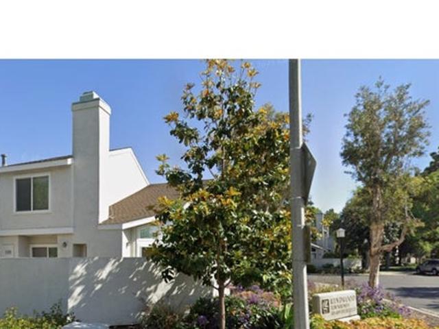 Single Room in 3 bed house in Irvine