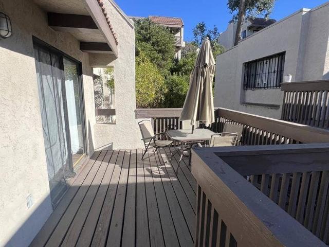 Single Room in SD Townhouse