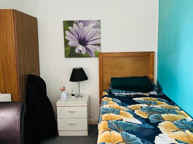 Single room in shared Flat Springburn