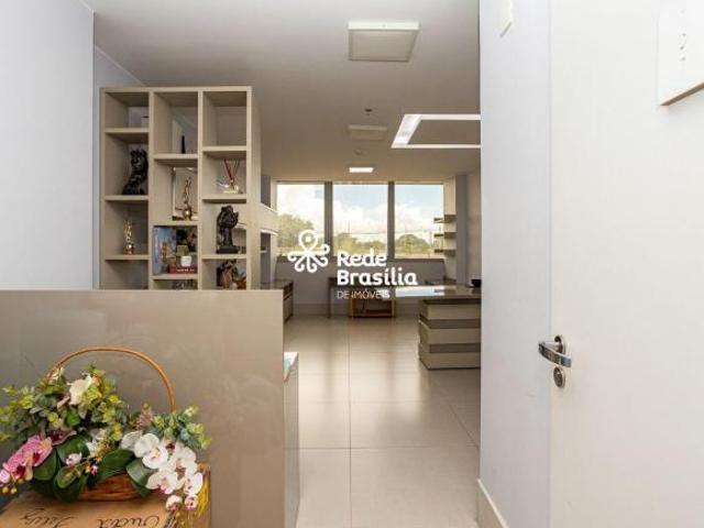 SIA 1 Praça Capital | Sala comercial reformada com móveis planejados aceita financiamento Zona I