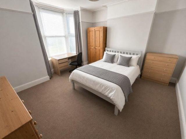 Sibthorp Street 4 bed house share to rent £1,644 pcm £379 pw