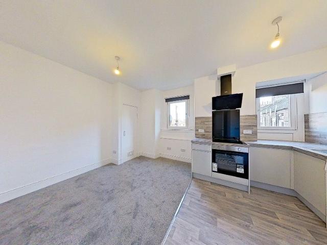 Sibbald Street, Stobswell, Dundee DD3, 2 bed flat to rent, £700 pcm | PrimeLocation