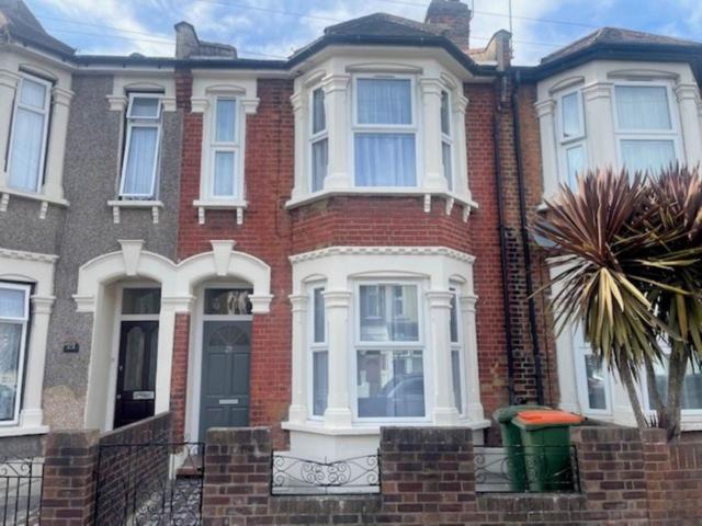 Sibley Grove, London E12, 4 bed terraced house to rent, £3,200 pcm | PrimeLocation