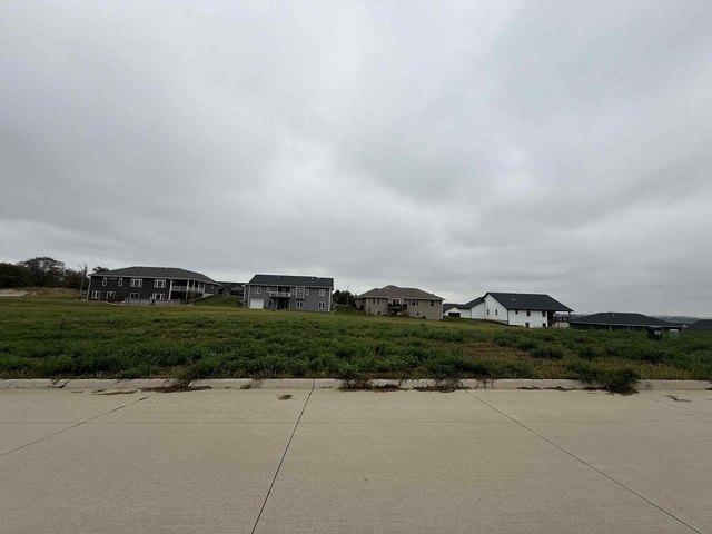 Sickle Ln Lot 36, Dubuque, IA 52002