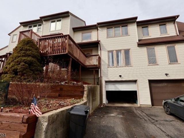 Sickle St, Dover, Condo For Sale