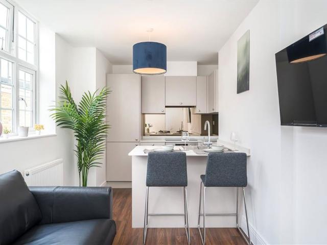 Sidcup High Street, Sidcup DA14, 1 bed flat to rent, £1,450 pcm | PrimeLocation
