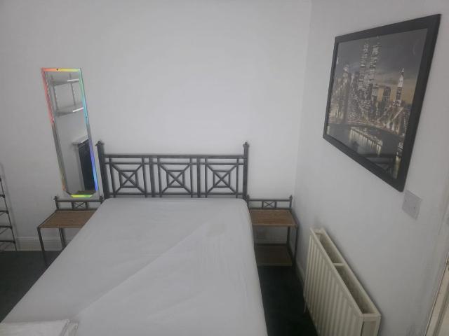 Siddeley Avenue, Coventry CV3, Room to rent, £500 pcm | PrimeLocation