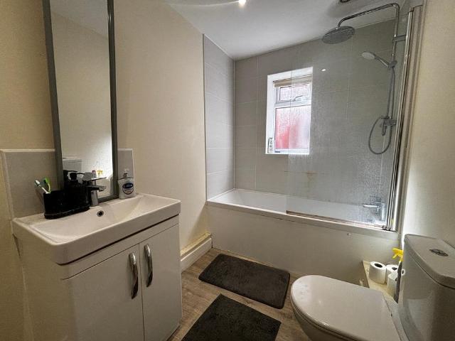 Siddeley Close Cribbs Causeway. 3 bed house to rent £1,950 pcm £450 pw