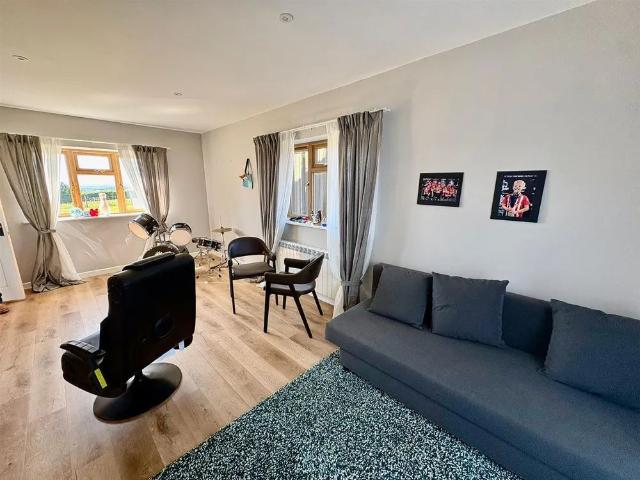 Sidmouth Road, Farringdon, Exeter