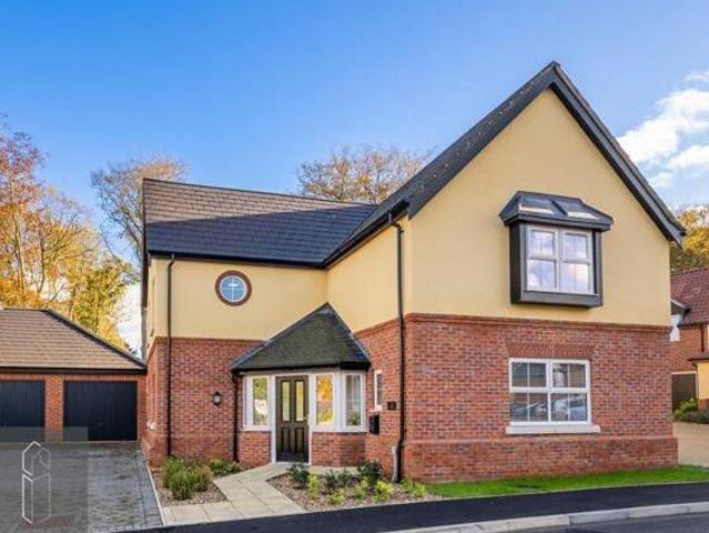 Sidney Bunn Way, Drayton, 4 Bedroom Detached