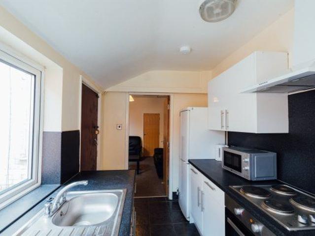 Sidney Street, Lincoln, Lincolnshire LN5, 3 bed shared accommodation to rent, £412 pppm | PrimeLocation