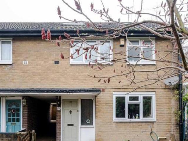 Sidney Street, Stepney Green, 4 Bedroom End
