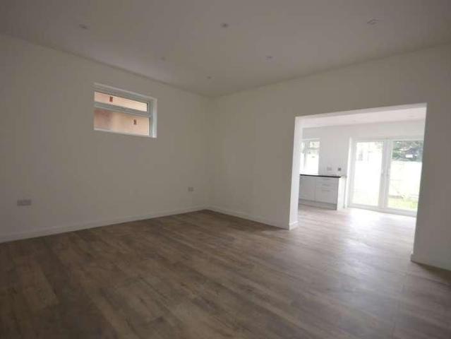 Sidney Road, Staines upon thames, TW18